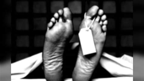 Mayat Pria Paruh Baya Ditemukan Membusuk Di Limba U Ii Id