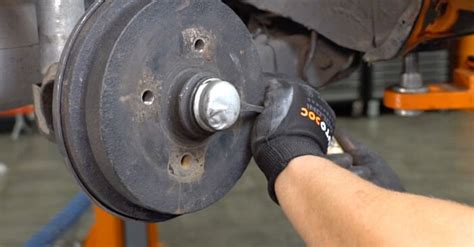 How To Change Brake Drum On Vw Polo Coupe C Replacement Guide Polo Ii Coupe C