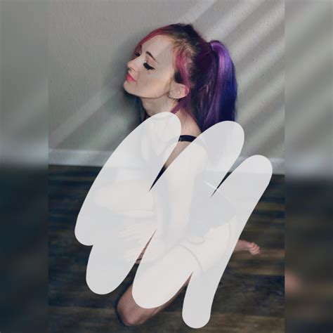 Arin Knox Instagram Twitter And Facebook On Idcrawl