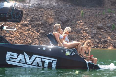 Luxury Aluminum Wake Boats For Sale Pavati