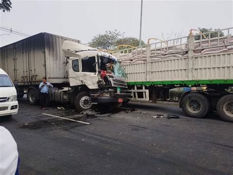 ရန်ကုန် မန္တလေးလမ်းဟောင်းတွင် ကား ၃ စီးဆင့်တိုက်မှုဖြစ်ပွားခဲ့ရာ တစ်ဦးထိခိုက်ဒဏ်ရာရ