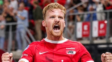 In Vorm Verkerende Dani De Wit Weer Belangrijk Voor Swingend Az Lijn Doortrekken Nh Nieuws