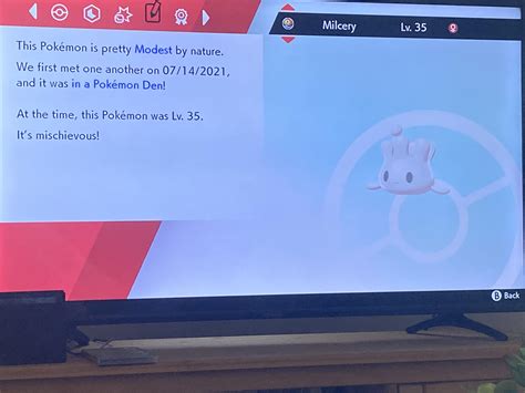 Shiny Milcery What Alcremie Form Should I Evolve Her Into R Pokemonswordandshield