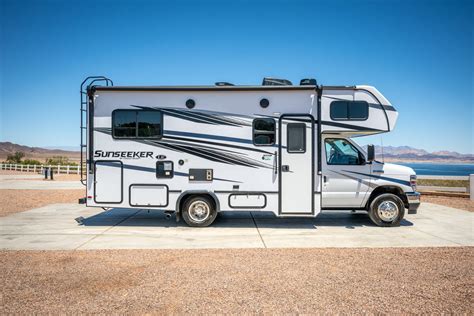 Vergelijk C Class Campers Tioga Tours