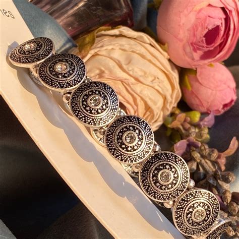 خرید و قیمت دستبند هندی کشی اکسسوری دخترانه بینظیر برای کادو تولد زیورآلات زنانه وارداتی دستبند