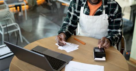 5 Benefits Of Digitizing Your Invoices Back Office