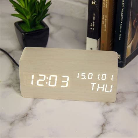 قیمت و خرید ساعت دیجیتال رومیزی طرح چوب گجتزو