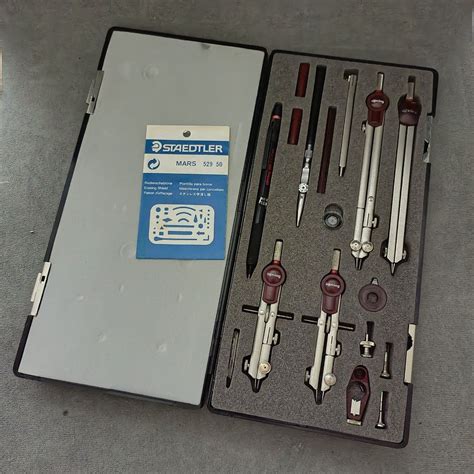 Rotring Compass And Divider Set Issue Metal Stains Hobbies And Toys Stationary And Craft