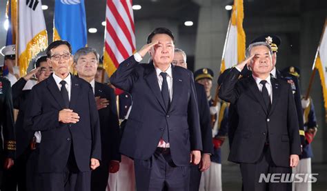 [속보]73년만에 돌아온 ‘故최임락 일병…尹 국군유해 7위에 경례｜동아일보 필라한인 뉴스 정보 센터 Phila Hanin Korean News Center