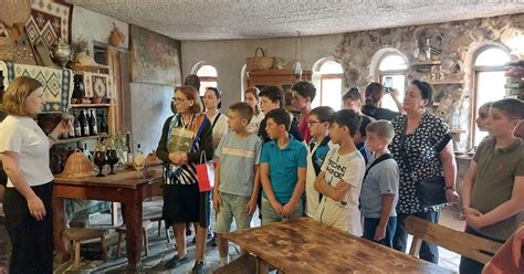 სსიპ ქალაქ ხობის №1 საჯარო სკოლა მეორე კლასის ბლოგი შემეცნებითი ექსკურსია ოტია იოსელიანის სახლ