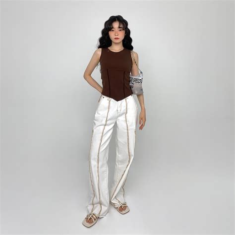 바라올렛 키큰여자 오버로크 세로줄 화이트 데님 맥시 와이드 스트레이트 유니크 팬츠