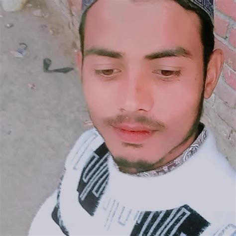 Love ️ ️ You 😘😘rubaid Rubaidabbas • Threads Say More