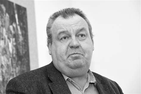 65 Gadu Vecumā Mūžībā Devies Sociologs Aigars Freimanis Lalv