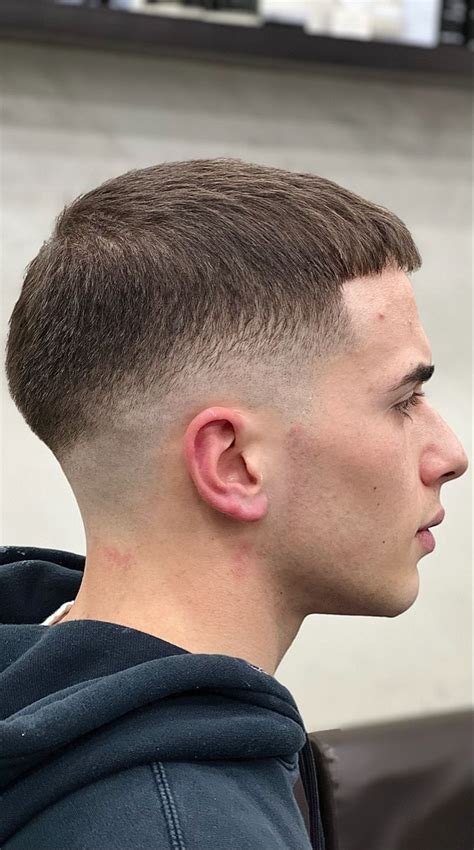 Barber 3 Numara Saç Subay Traşı Erkek Berber Saç Kesimi