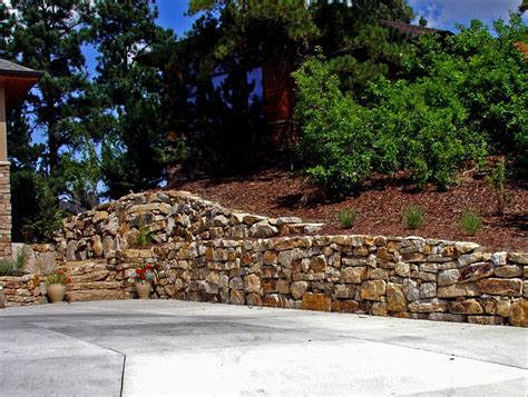 Siloam Stone Boulder Retaining Walls Colorado Quarry