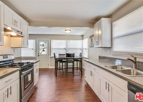 1645 W 109th Pl Los Angeles Ca 90047 Redfin