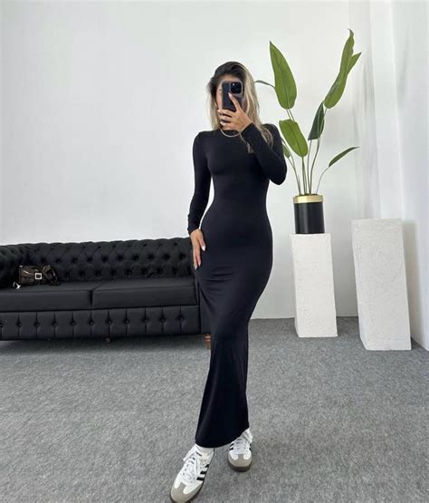 Сукня — ціна 900 грн у каталозі Довгі сукні Купити жіночі речі за доступною ціною на Шафі