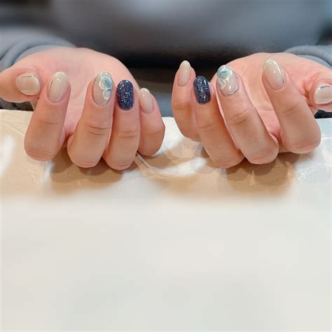 ブルーネイル×大人ニュアンスフラワー 門真市のネイルサロン【kiko Nail】