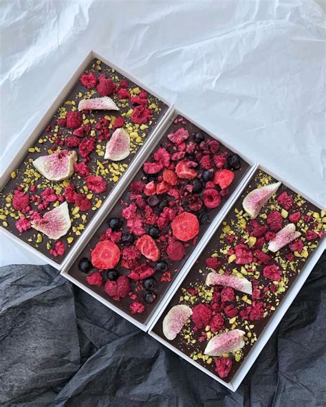 Шоколад Ростов on Instagram: “Благородный темный😍” | Chocolate candy ...