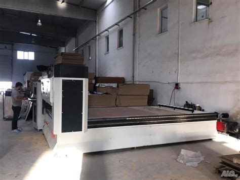Cnc Рутер за обработка на композитни МДФ ПДЧ алуминиеви и др панели Производствени