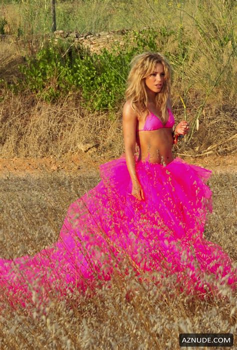 Shakira Sexy In A Pink Skirt And Bikini Top During Photoshoot In Ibiza Spain Aznude