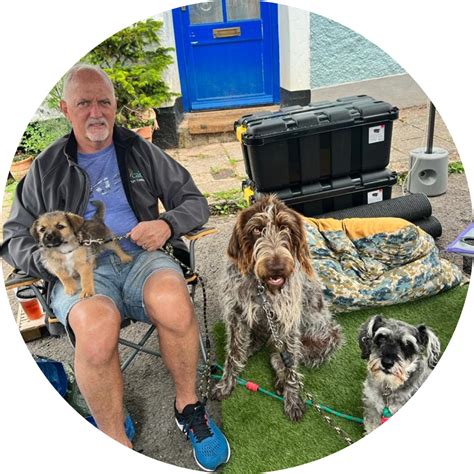 About Us – Ruff Day
