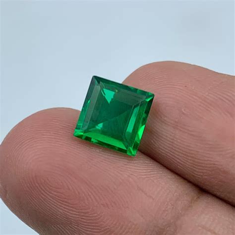 Green Emerald Cut Synthetic Glass Gemstone Square Cut Faceted Lab
