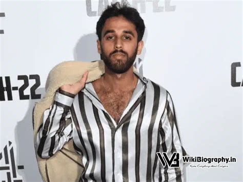 Murad Merali: Wiki, Bio, Age, Youtube, Girlfriend, Net Worth