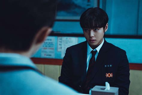 Héros Fragile Le Webtoon Culte Boosté Par La Série Netflix Cartonne à Nouveau