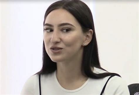 Блонда любит позировать в нижнем белье в свободное время Telegraph