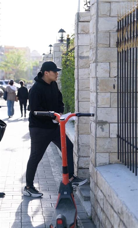 Tsahiur News Ерөнхий сайд Л Оюун Эрдэнийн хүү О Тэмүүлэн Facebook