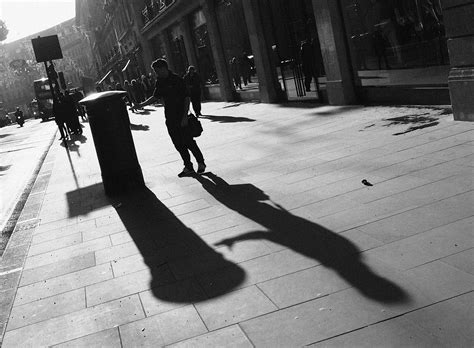 High Contrast Street Photography — Nico Goodden Urban Photographer