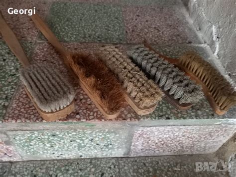 Продавам четки старинни за различна употреба в Антикварни и старинни предмети в гр Пловдив