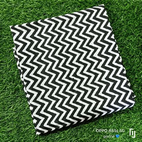 Black Zig Zag Lining Fabric For Ladies Suitsdress At ₹ 130 In Jaipur