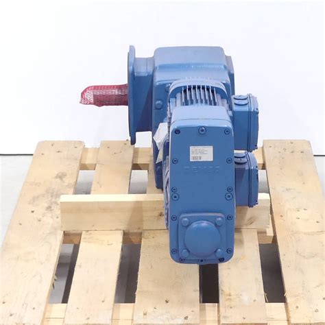 Maschinenteil24 Demag Fine Drive Angular Gear FG06 With Angular Gear