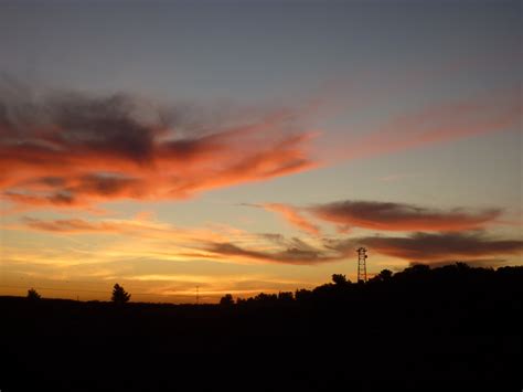 I Wish I Were A Photographer A Bright Red Sunset For Ruby Tuesday