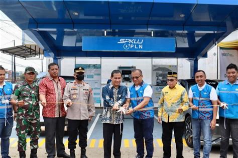 Pln Tambah Jaringan Spklu Di Sumatera Selatan