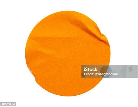 흰색 배경에 격리 된 빈 주황색 둥근 접착제 종이 스티커 라벨 가격표에 대한 스톡 사진 및 기타 이미지 가격표 곡선 공란 Istock