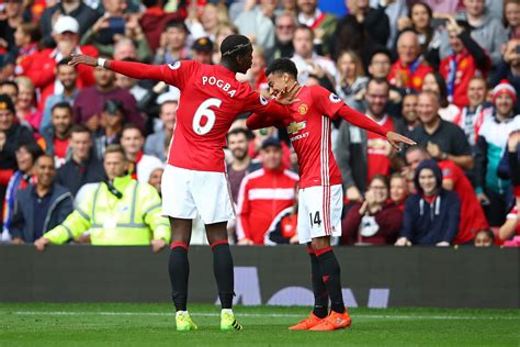 Leicester Felled By Four Goal Man Utd
