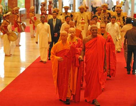 ෂිපා ෂාඕ නායක හිමියන් ඇගයීමේ අභිනන්දන උළෙලින් Lankadeepa Online