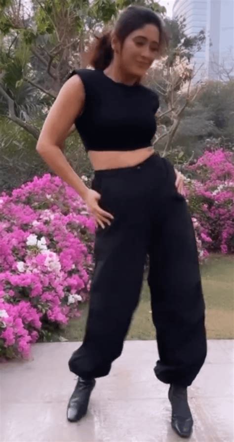 Shivangi Joshi 😘 R Clebsbazaar