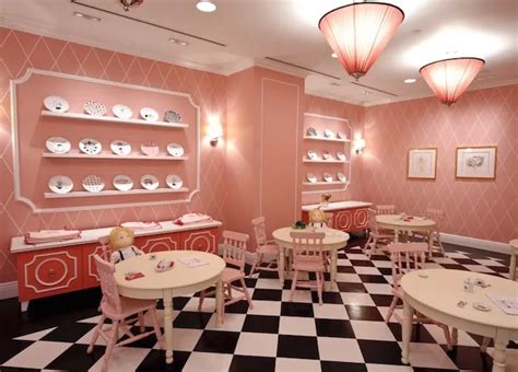 Eloise At The Plaza Store In New York Shop Guide