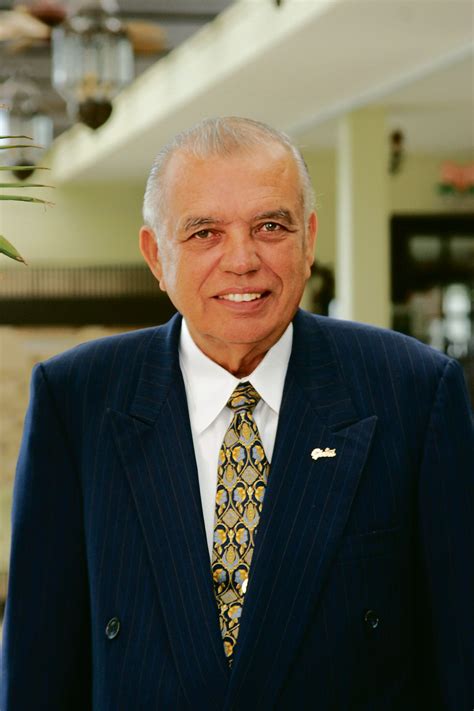 Don Santos Alonso Y Supermercados Mr Special Sientan Las Bases De La