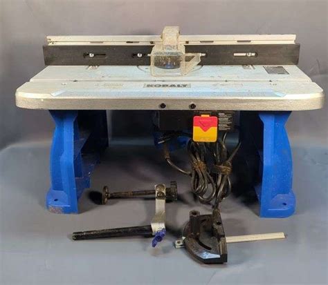 Kobalt 120v Router Table Model 1034 2 With Kobalt Fixed Base Router Model 1311 3 Powers On