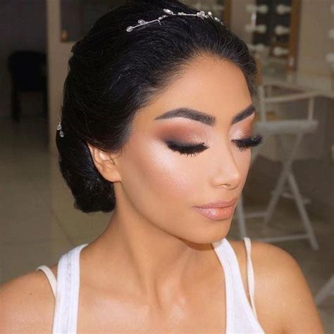 Natural Smokey Eye Bridal Makeup