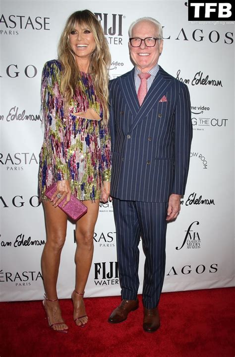 Heidi Klum Shows Off Her Sexy Legs Underboob At The 9th Annual Fashion