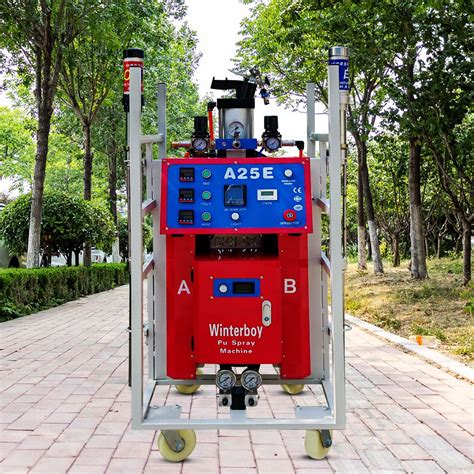 Pu Foam Spray Polyurethane Insulation And Hot Polyurea Spraying