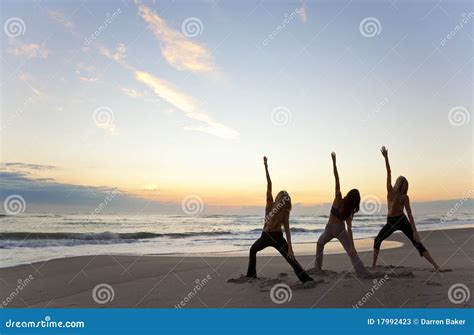 Yoga Beach Sunrise 3rd Street Beach Yoga