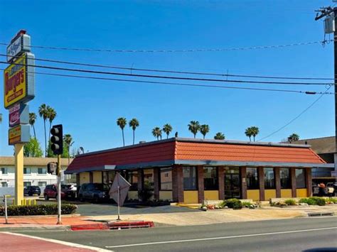 Louis Burgers Updated October 2025 236 Photos And 400 Reviews 1501