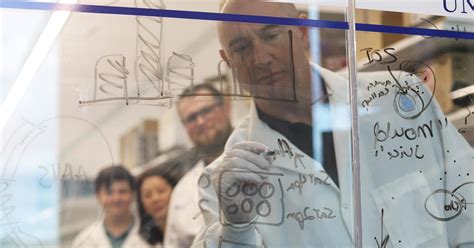 In Hinds Lab Trainees Gain Experience With Cutting Edge Research Uknow